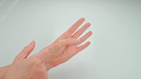 How to Treat Stiff Thumbs After a Broken Thumb or Injury - Virtual Hand ...